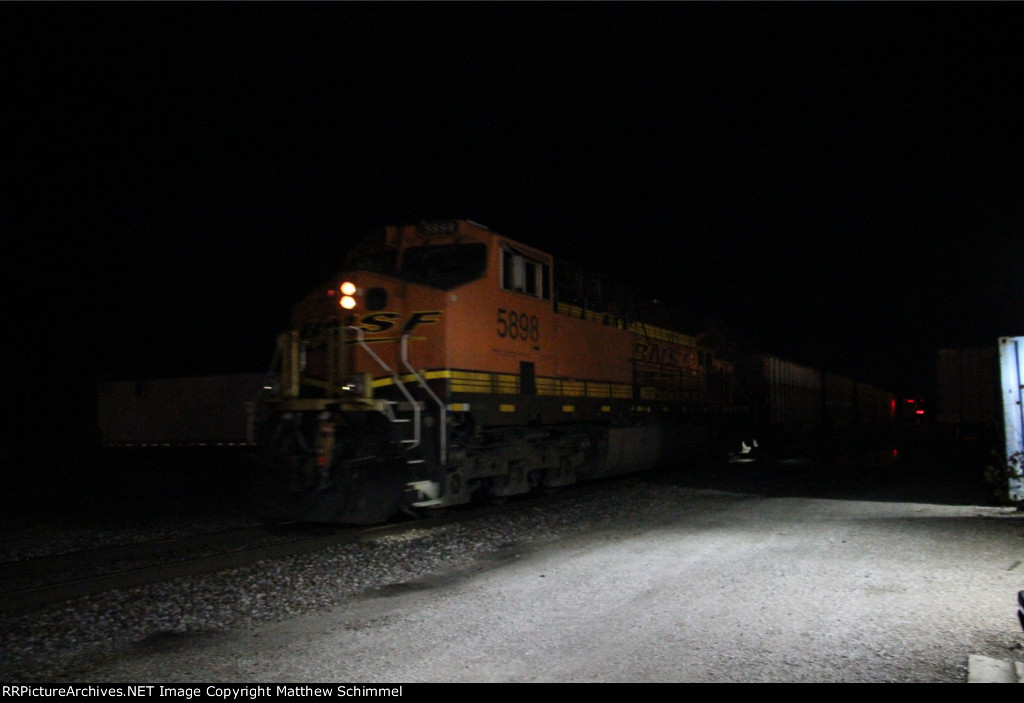 BNSF 5898 - DPU